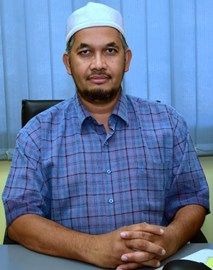 CURRICULUM VITAE DR. ASHRAF BIN ISMAIL