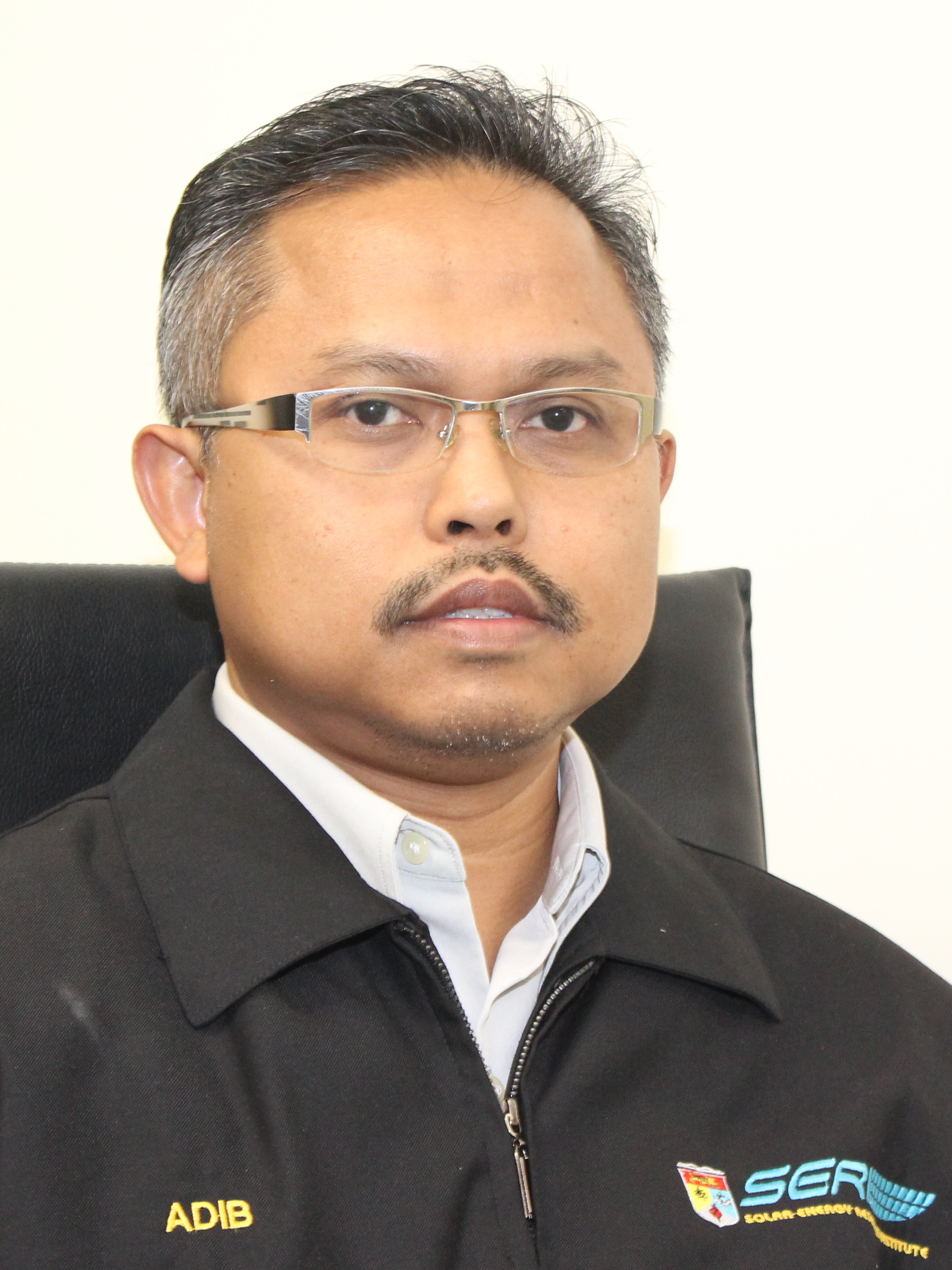 CURRICULUM VITAE PROF. MADYA DR. MOHD ADIB BIN IBRAHIM