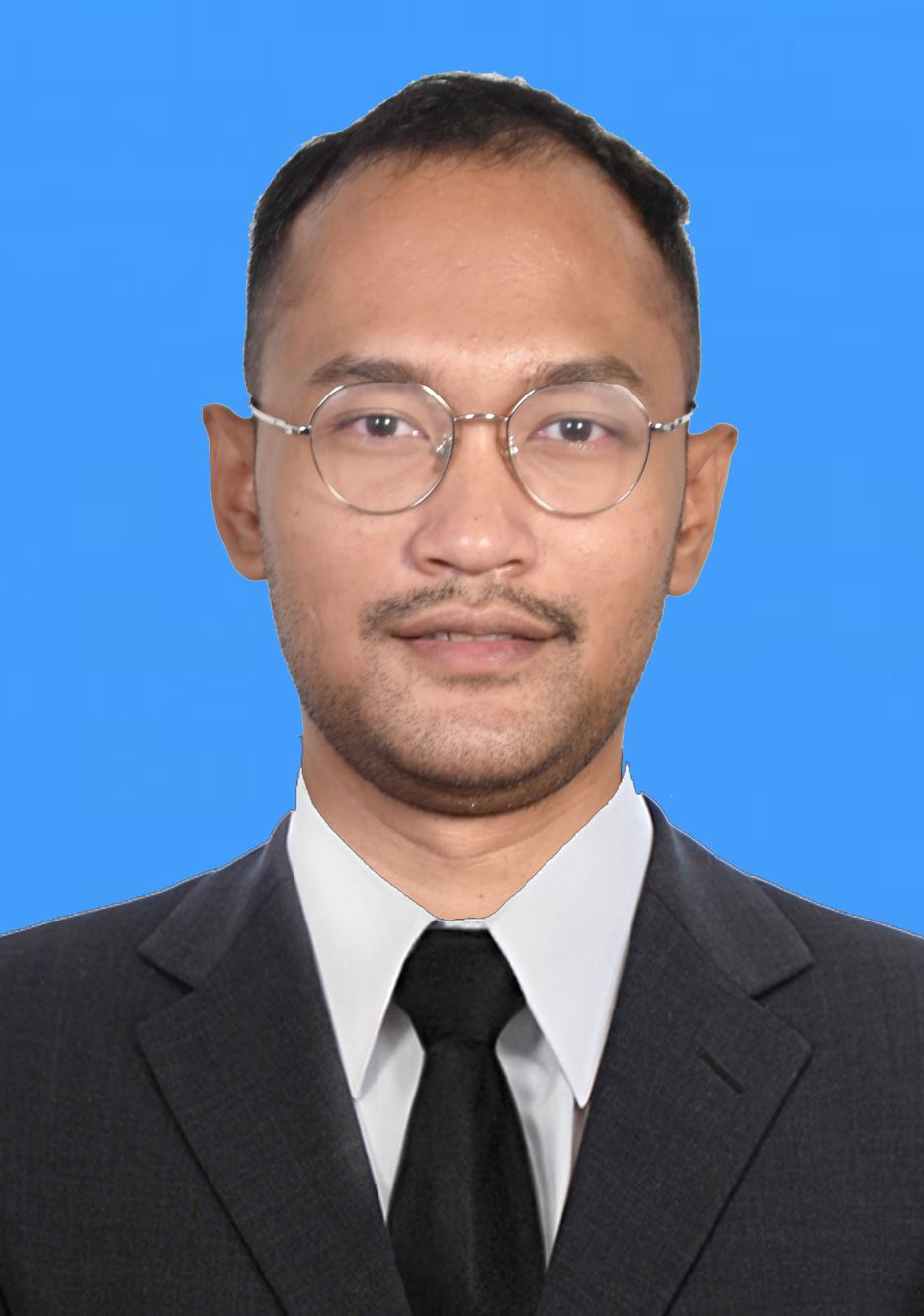 CURRICULUM VITAE ENCIK MOHAMMAD SHAFIQ BIN RAHMAT
